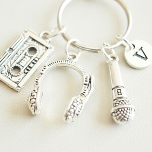 Headphone Keychain, Cassette Keychain, Music Lover Keyring, Music ...