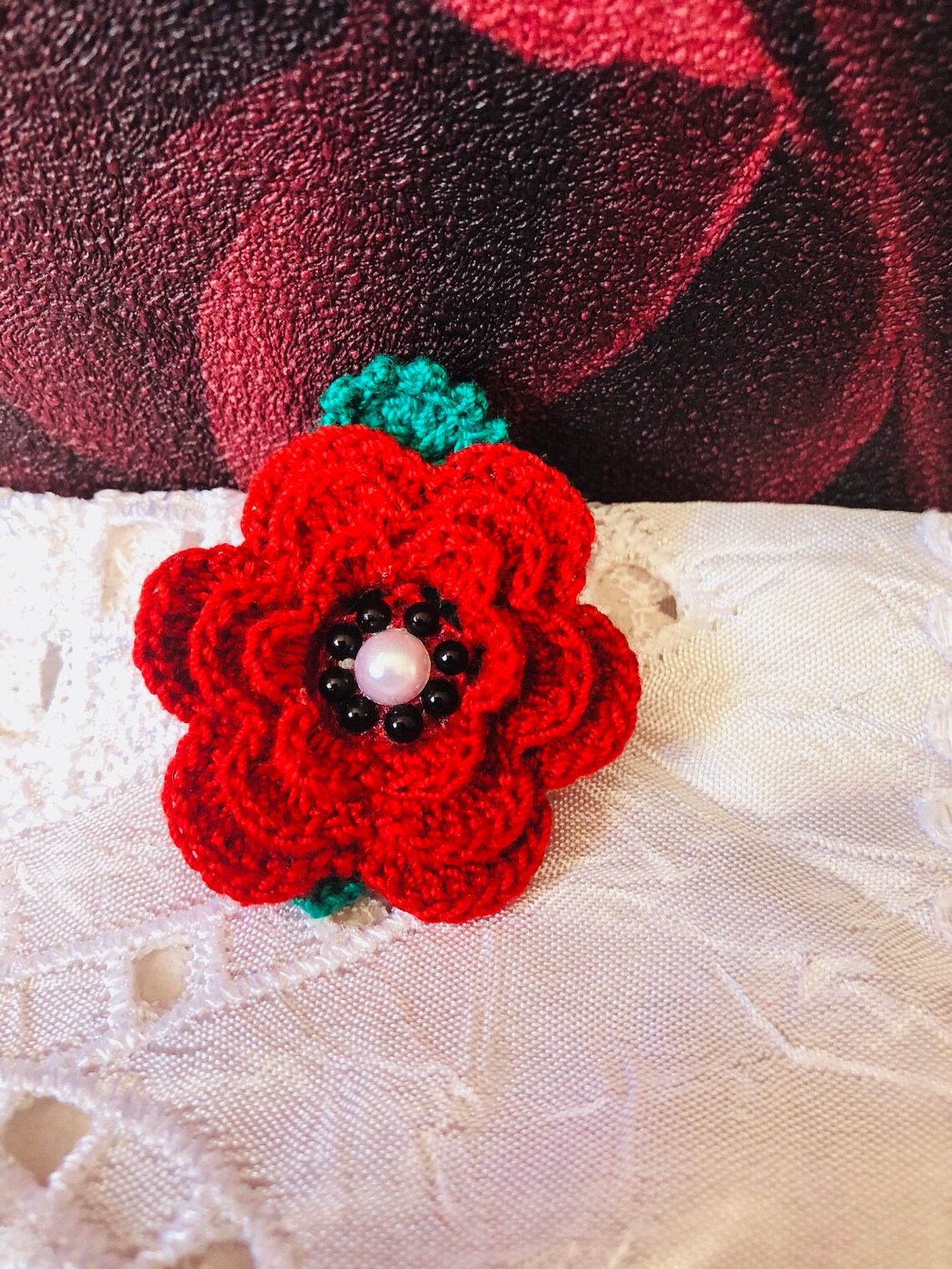Small Crochet Red Poppy Brooch /remembrance Day - Etsy
