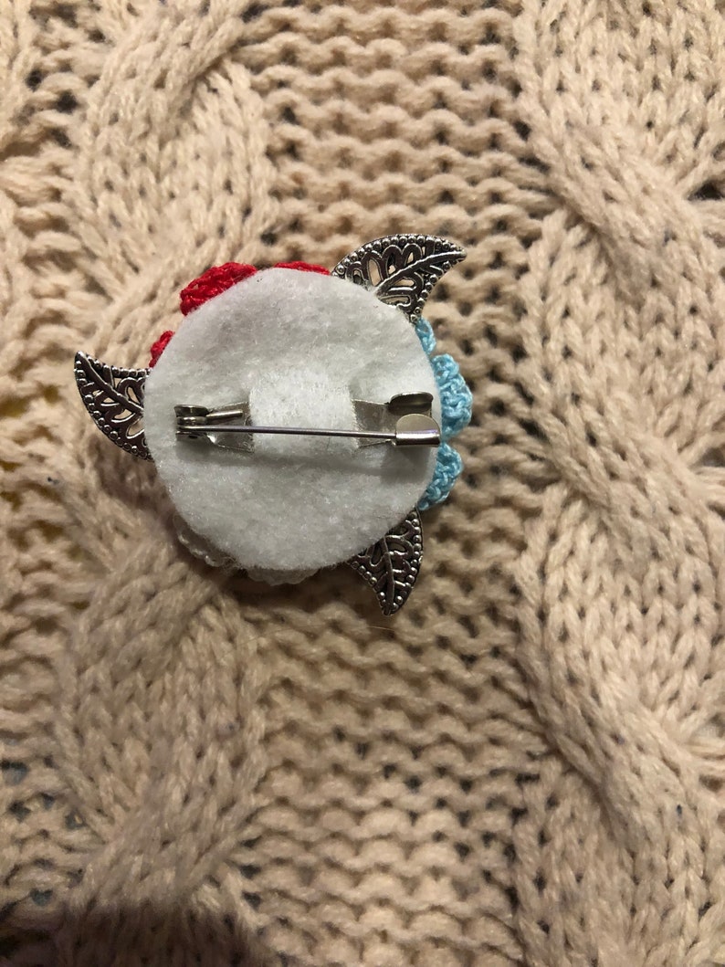 Cutelittle hand crochet brooch Made with love/Beautiful | Etsy