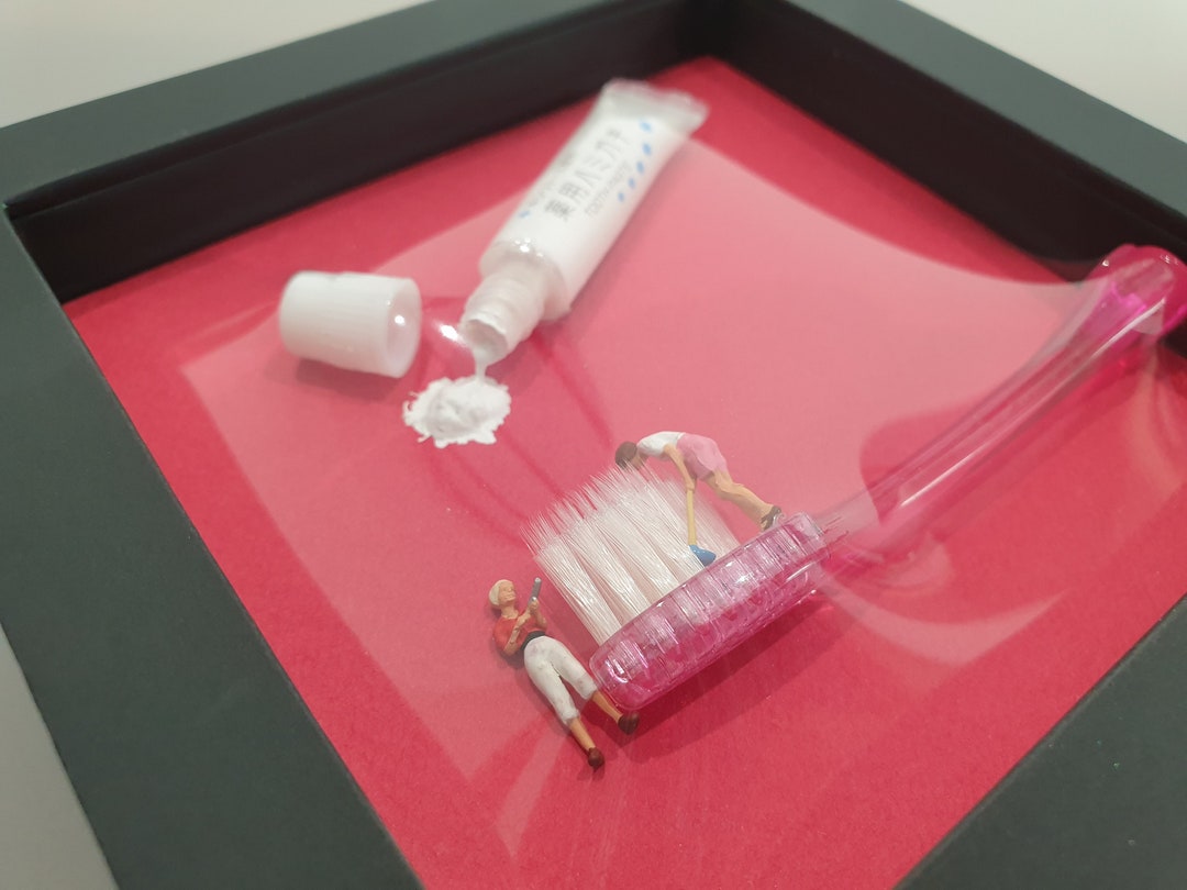 3D Painting 15x15 Cm, toothbrush, Made in France, Miniature Women ...