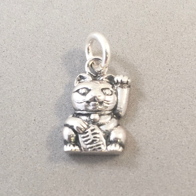 MANEKI-NEKO .925 Sterling Silver Charm Pendant Japan Japanese Waving ...