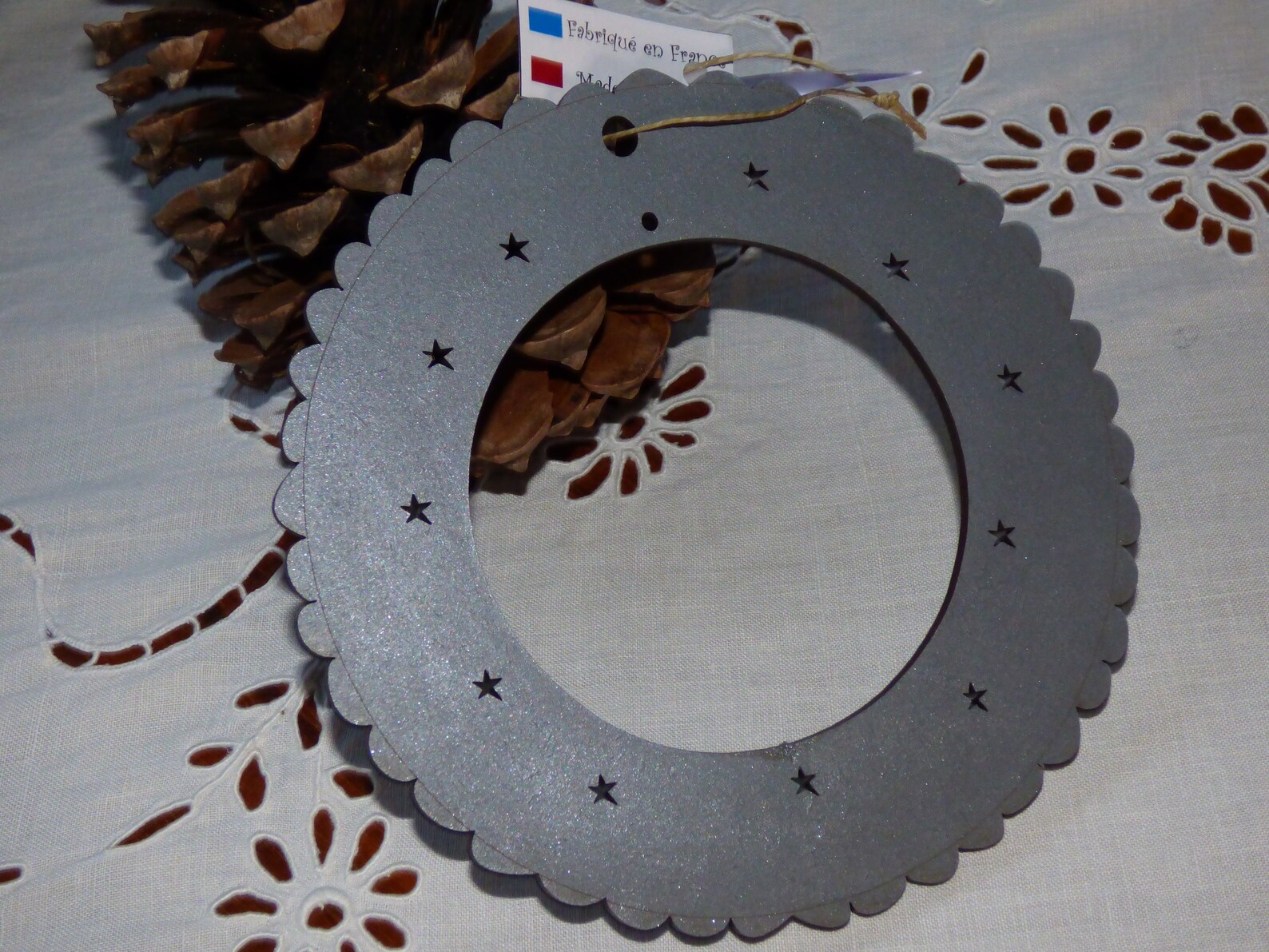 Grey Star Round Frame From the Bee Company - Etsy