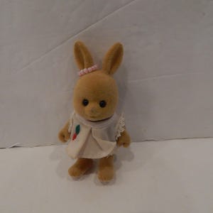 Vintage Calico Critters Sylvanian Maple Town Patty Rabbit Tonka 1980s ...