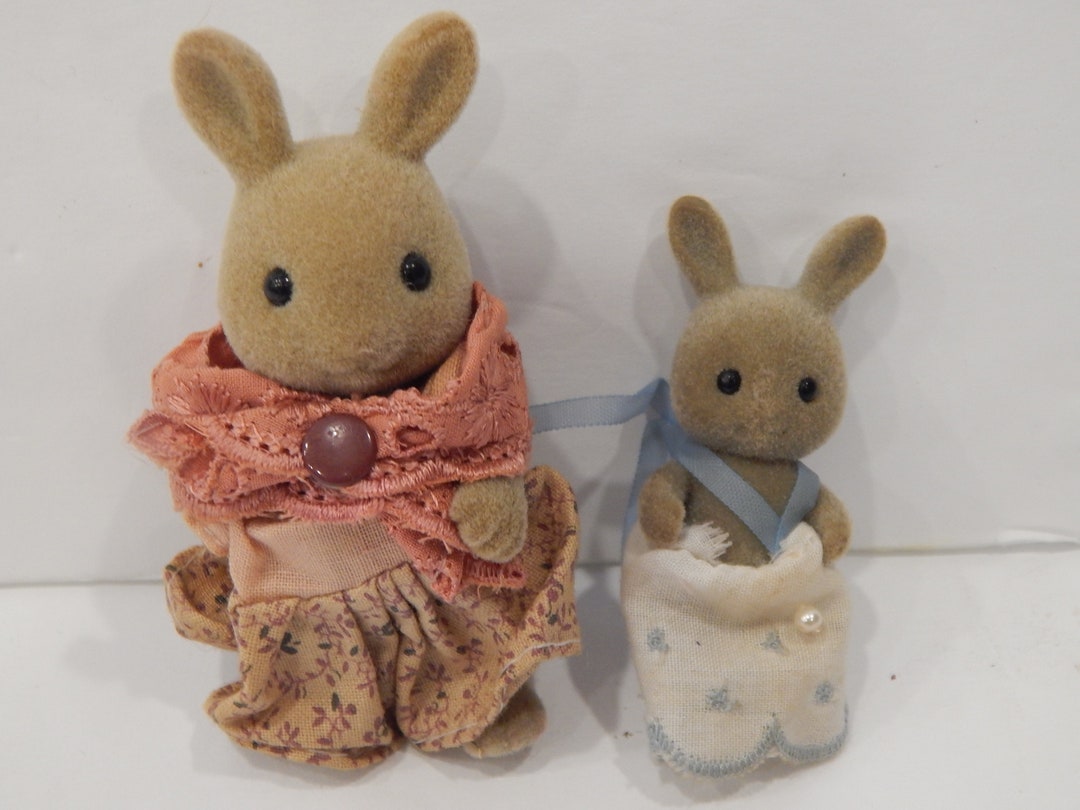 Vintage Calico Critters Sylvanian Babble Brook Rabbit Family ...