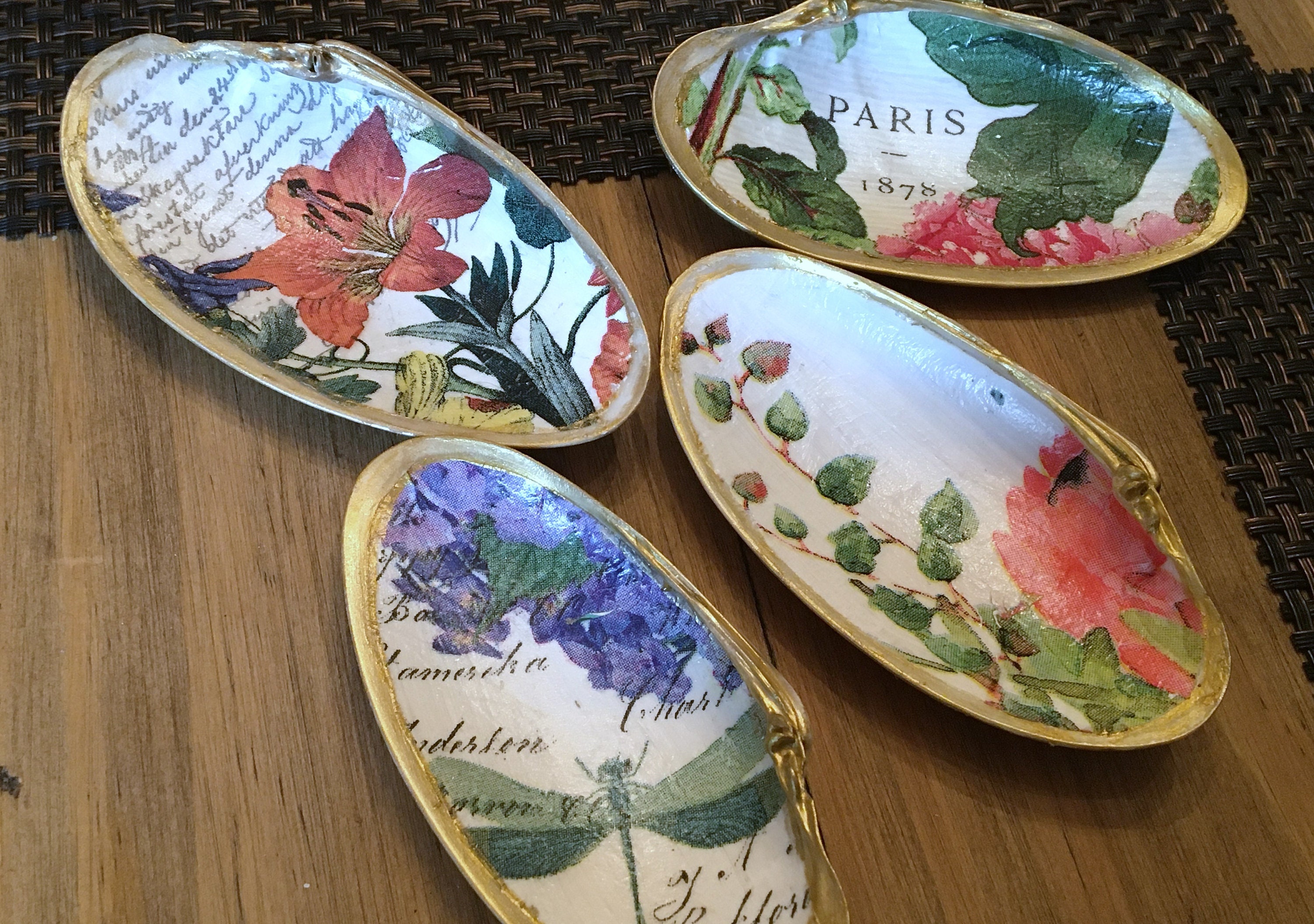 Hand Painted CLAM SHELLS Four FLORAL designs to choose from | Etsy