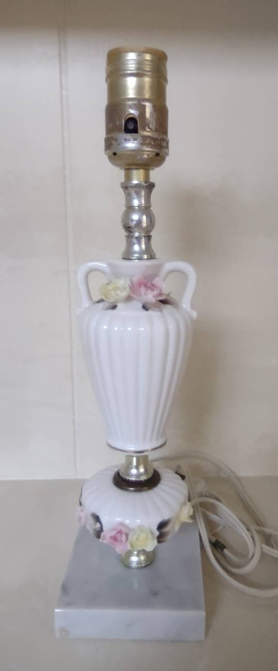 Porcelain Capodimonte Vanity Lamp White With Small Pink Flowers Free ...
