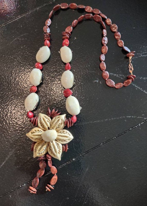 24" Hand Crafted of Seeds Pendant Necklace USA - Gem