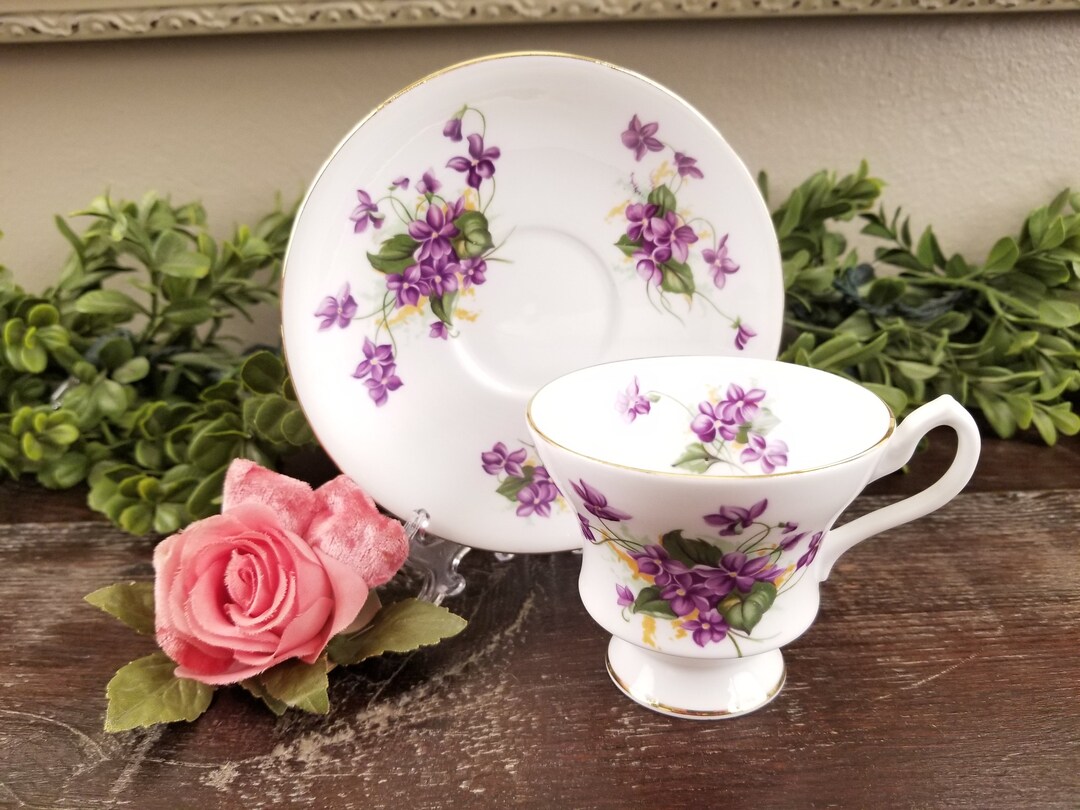 Vintage Windsor Footed Teacup & Saucer With Violets * Gilded * Made in ...