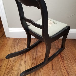 Children's Vintage Duncan Phyfe Rose Back Rocking Chair With Kitten ...