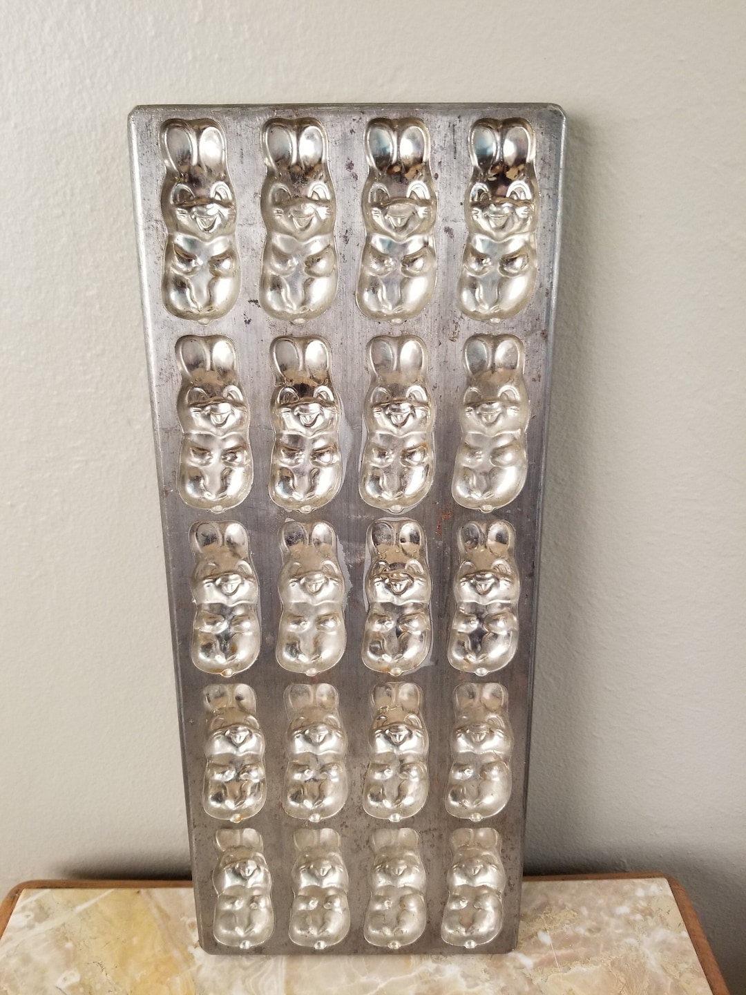 Vintage Candy Chocolate Mold Tray 20 Pieces Bunnies * Easter Spring ...