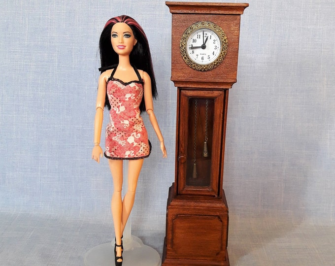 Working Grandfather Clock for Dolls / 1:6 Scale for 12 Inch Doll - Etsy