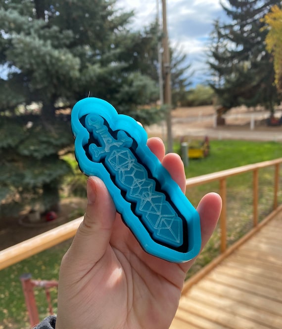 Sculpting & Forming Craft Supplies & Tools DnD Die Sword Dagger ...