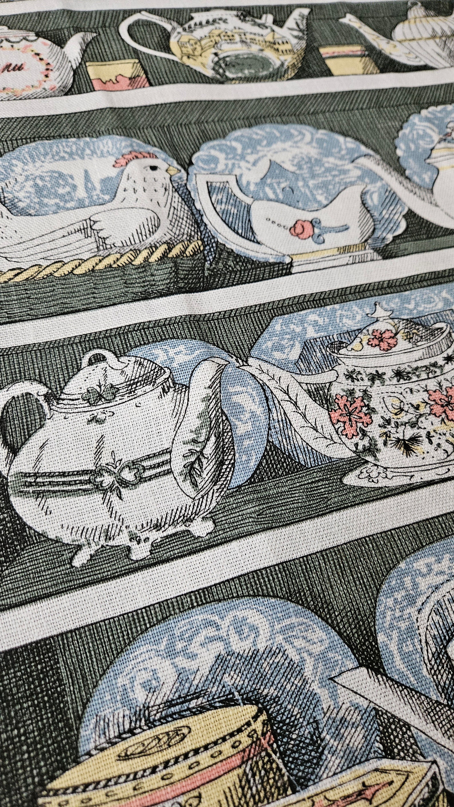 TEAPOTS in TRUST. Vintage Pat Albeck for the National Trust for ...