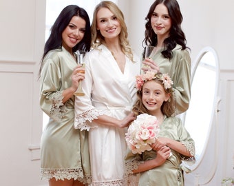 HUNTER GREEN Lace Bridal Robes / Forest Green Robe / | Etsy