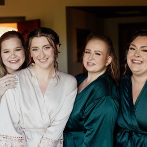 HUNTER GREEN Lace Bridal Robes / Forest Green Robe / Bridesmaid Robe ...