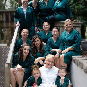 HUNTER GREEN Lace Bridal Robes / Forest Green Robe / Bridesmaid Robe ...