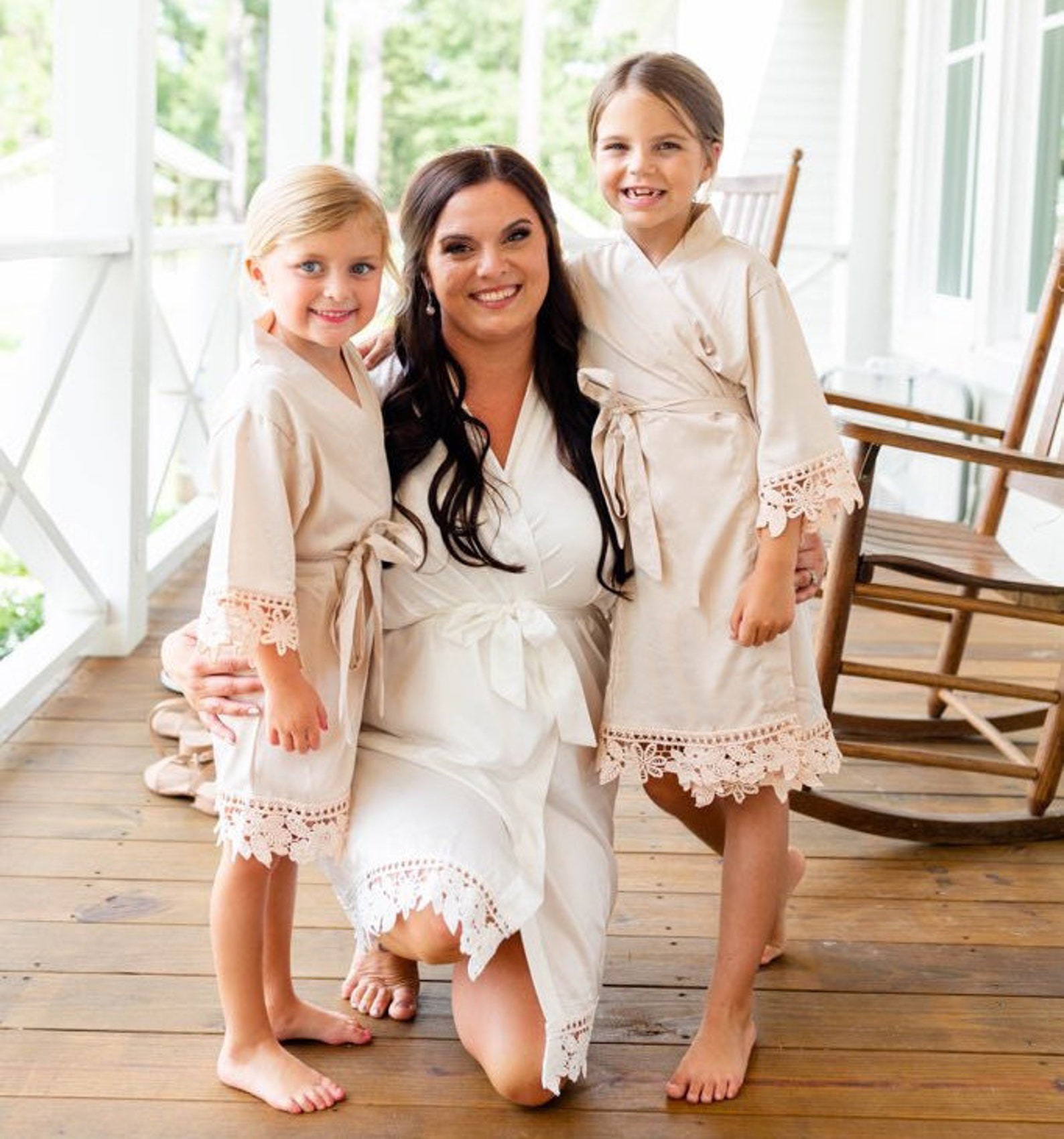 Bridesmaid Gift / Lace Bridal Robe / Wedding Favor / Bridesmaid Robes ...