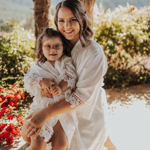 Junior Bridesmaid Robe - Junior Bridesmaid Gift - Flower Girl Gift ...