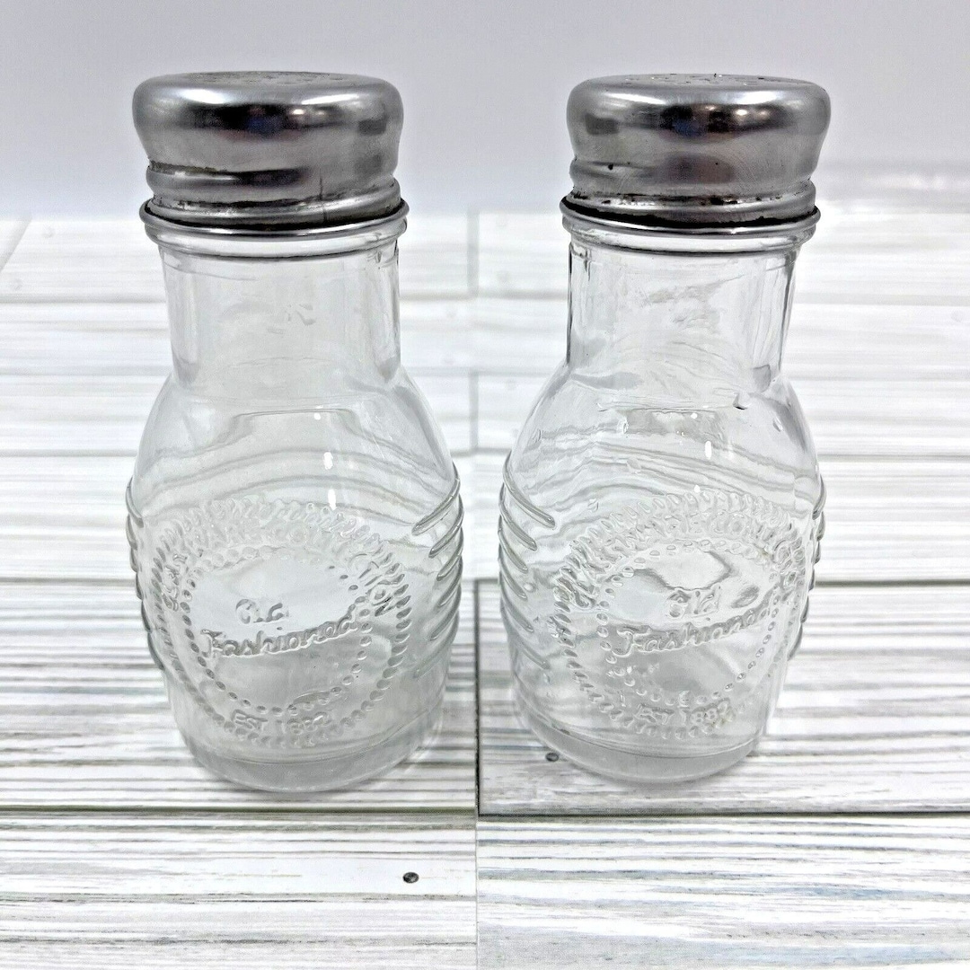 Old Fashioned Retro Clear Glass Salt & Pepper Shakers Set Diner ...