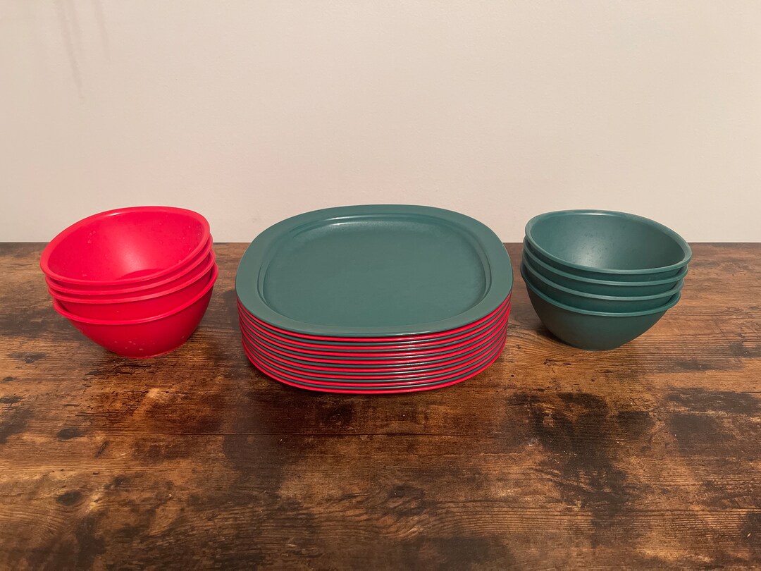 LOT OF 16 Tupperware Square Plates Raised Sides and 8 Bowels - Etsy