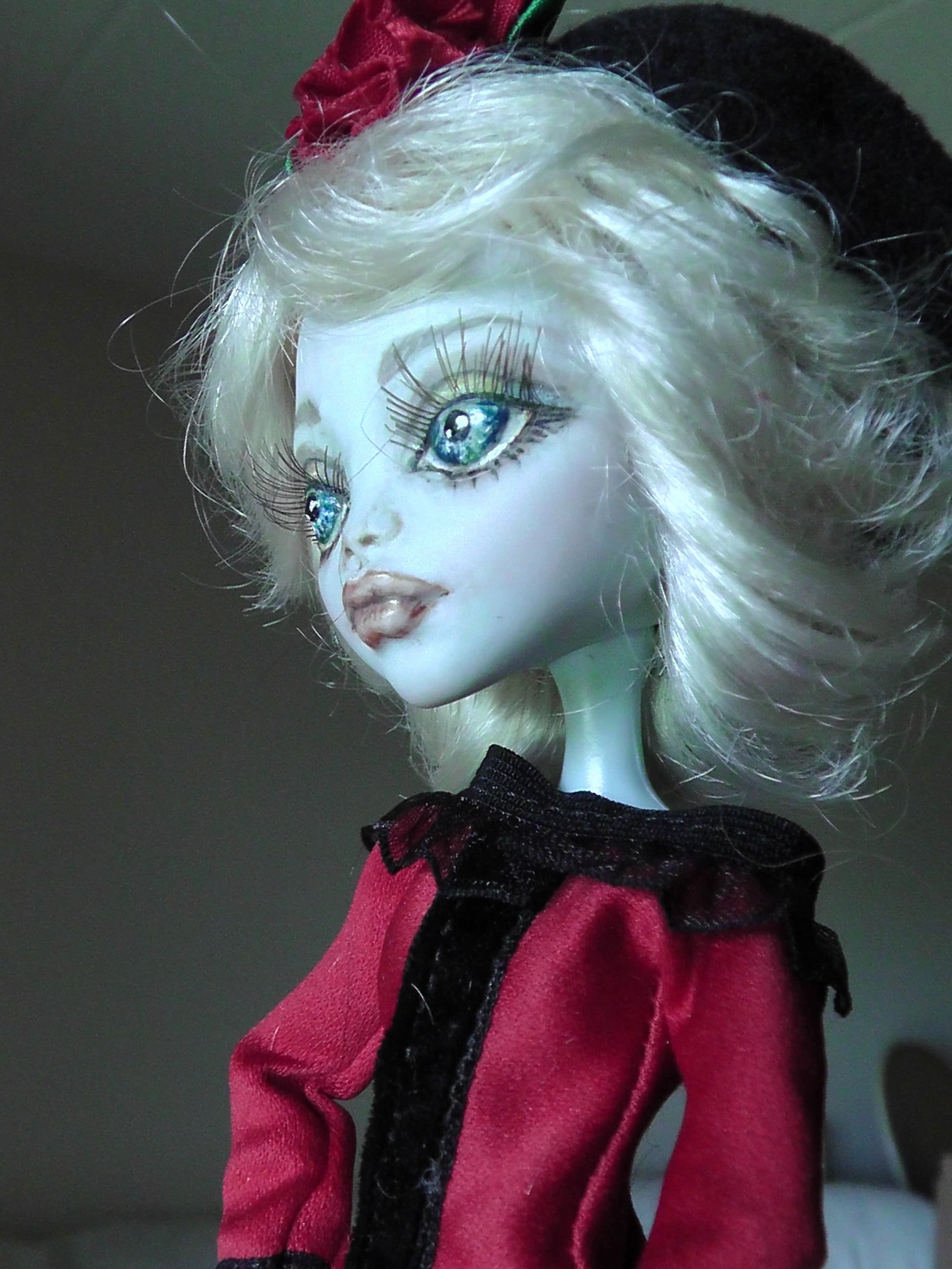 Monster High Repaint - Etsy