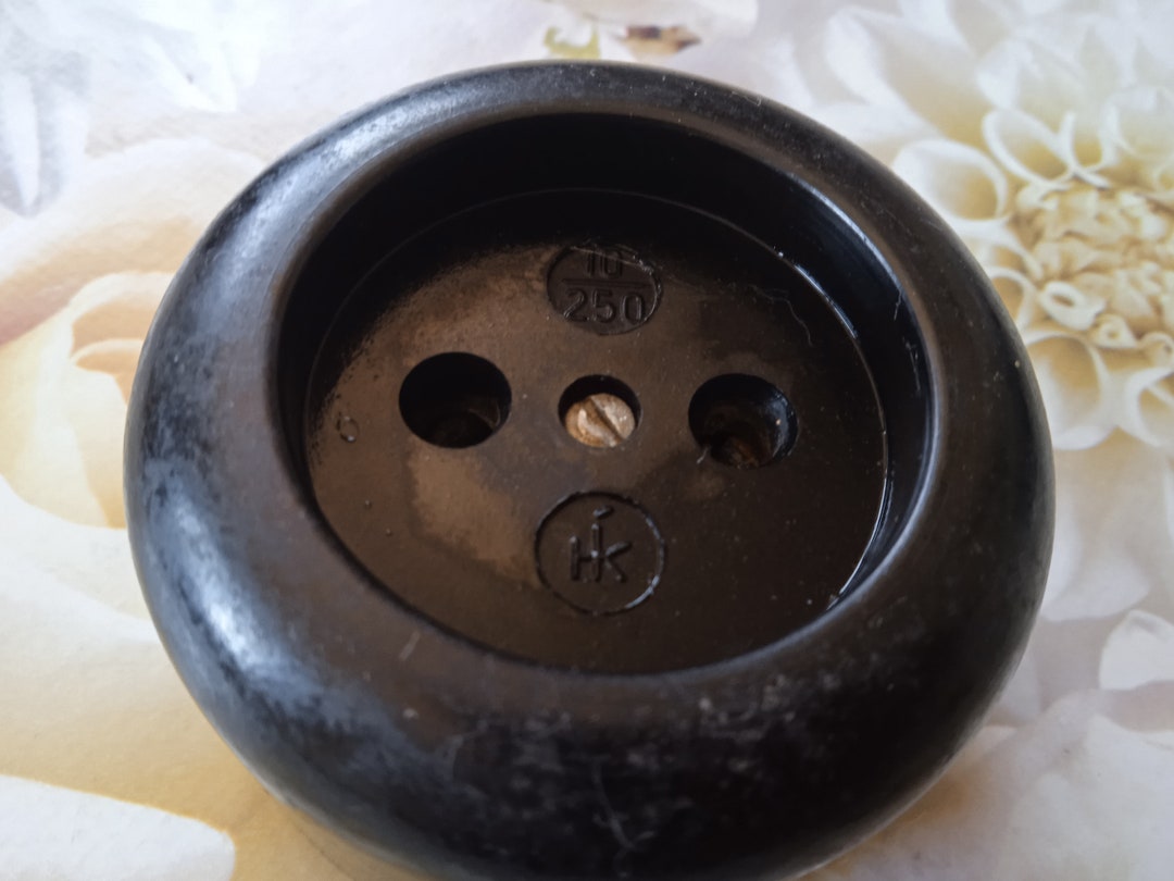 Vintage Bulgaria Retro Bakelite Plug, Round Plug Bakelite, Bakelite ...