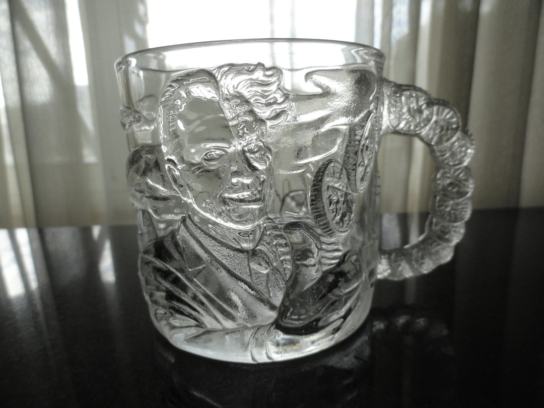 Vintage 1995 Mcdonalds Batman Forever “two Face” Glass Mug - Etsy