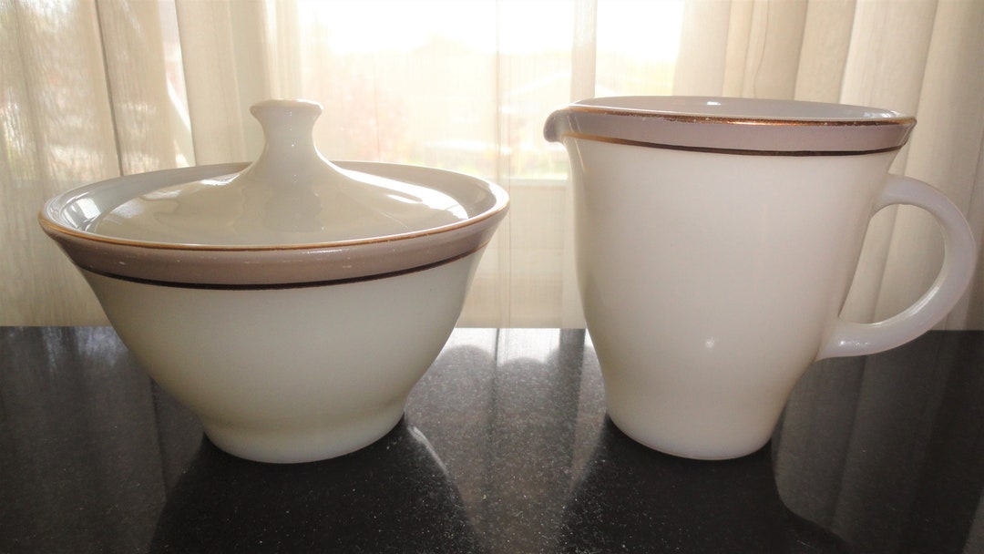 Art Deco Pyrex Corning Regency Made in U.S.A. Gray and Gold Banded ...