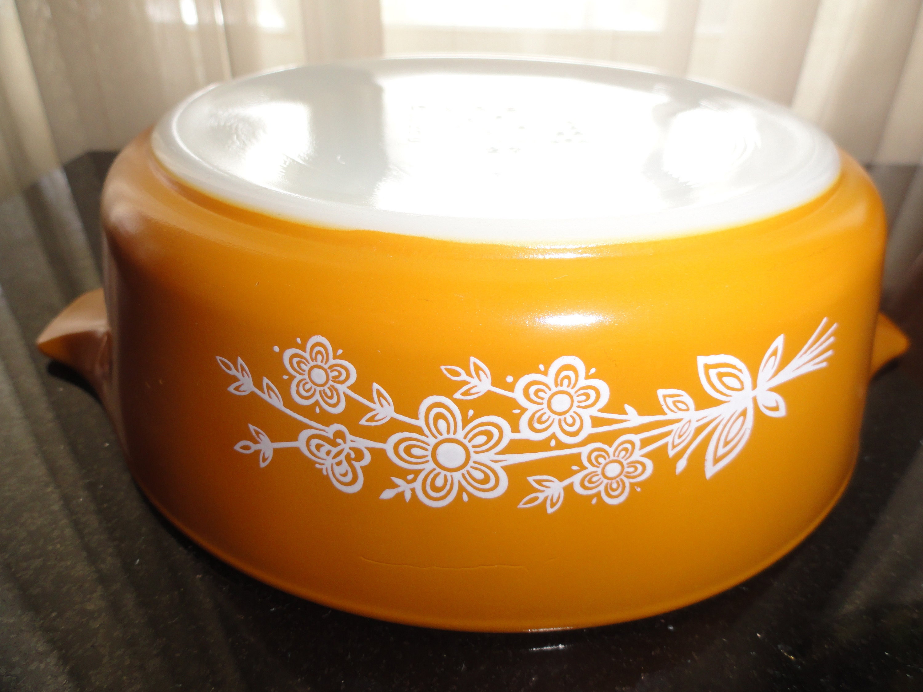 Retro 1970's Pyrex 471 B 500ml. 1 Pint Butterfly Gold | Etsy