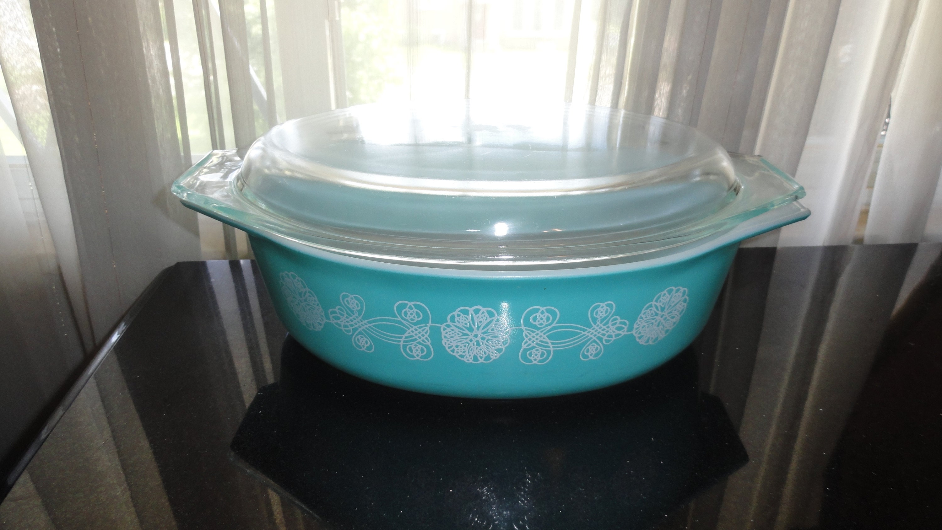 Mid Century Pyrex 045 White Lace/lace Medallions Turquoise 2-1/2-QT ...