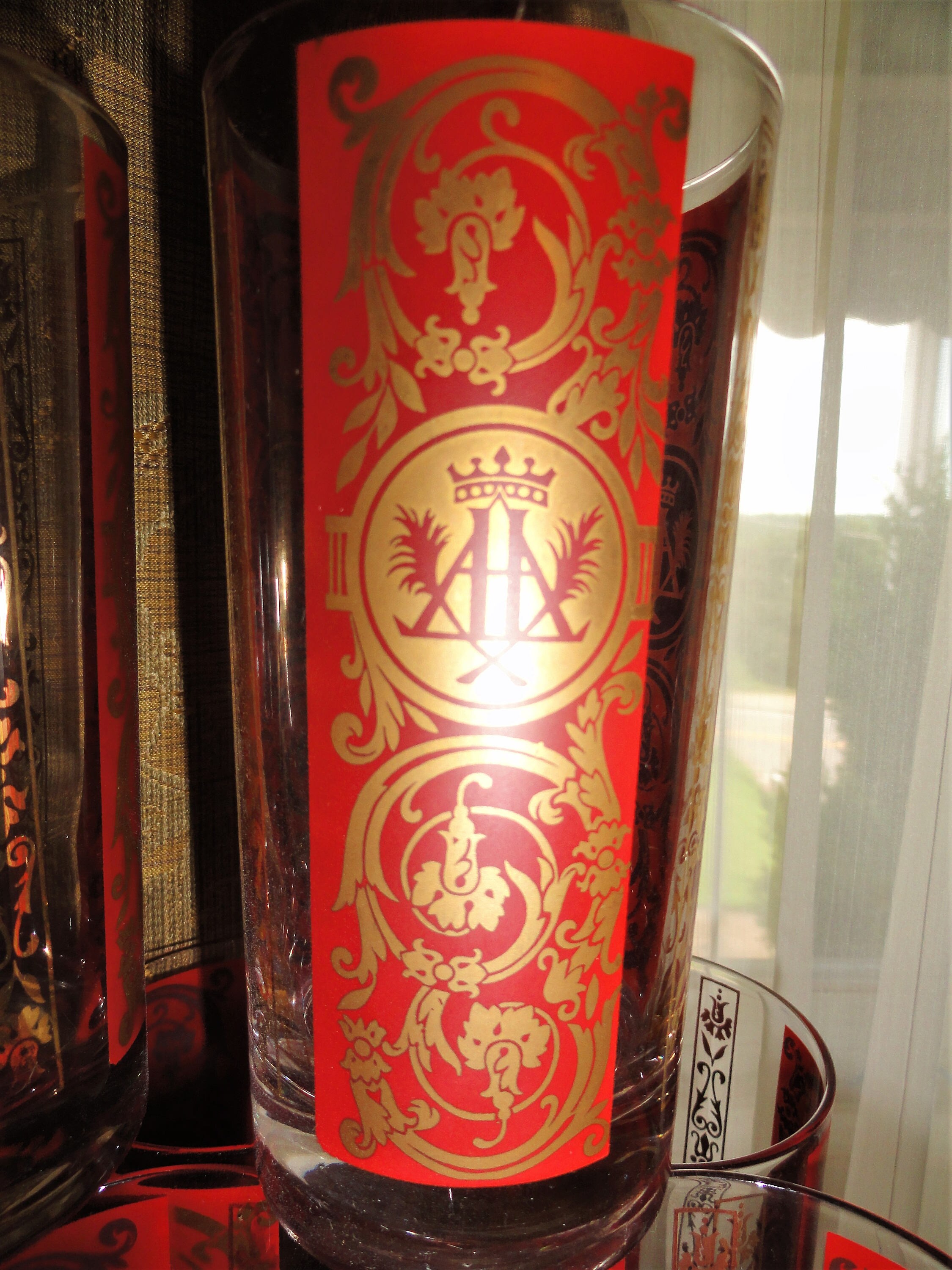 Vintage Mid Century Set of 8 Red & Gold Crown Paneled Fleur De | Etsy