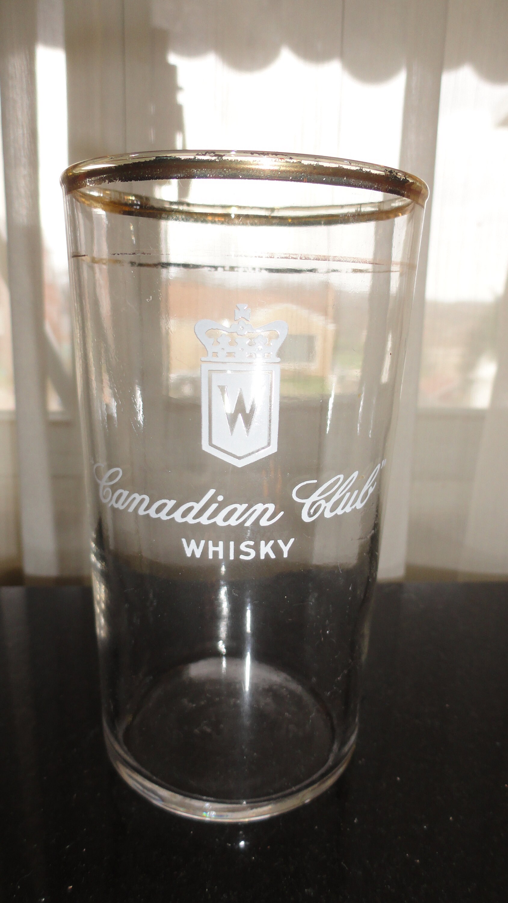 Retro MCM Federal Glass Case of 6 Canadian Club 8 Oz. 22 KT. - Etsy.de