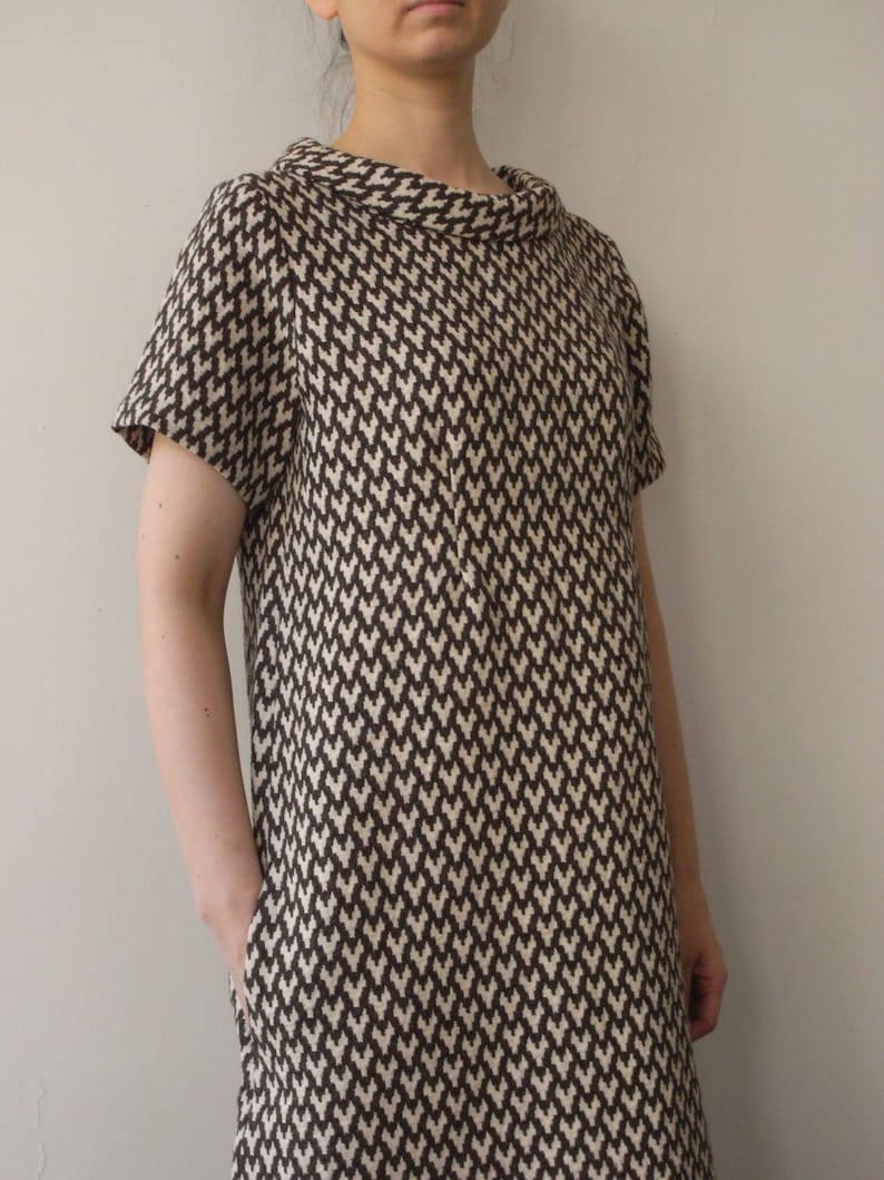 LINNET Pattern/no.70 Half Sleeve One-piece With Roll Collar - Etsy