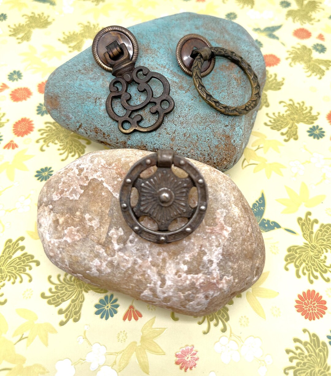 Choice Vintage Cabinet Drop Pulls With Backplates/brass Scroll, Western ...