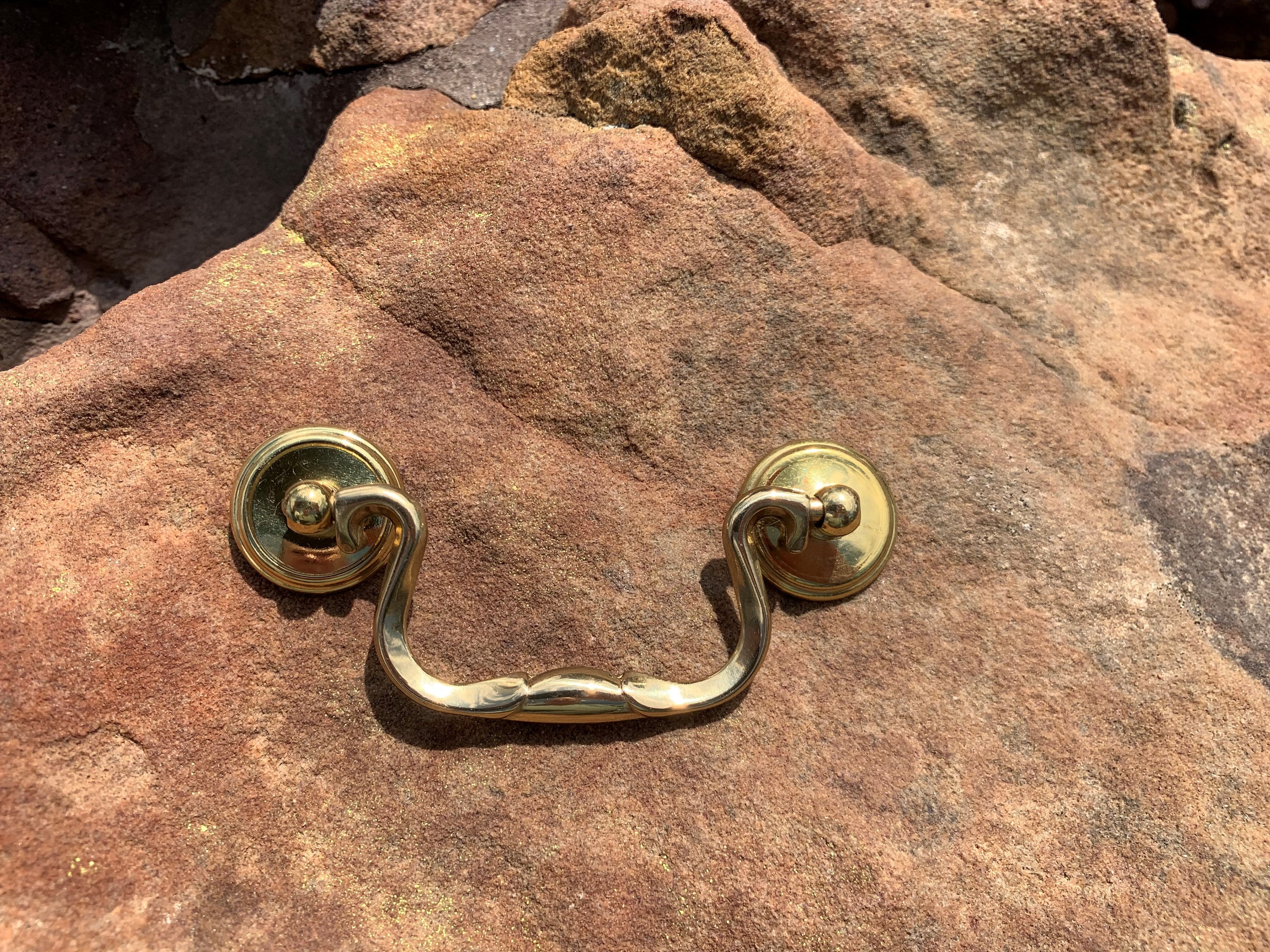Swan Neck Brass Bail Pulls With Round Backplates/vintage Gold Drop ...