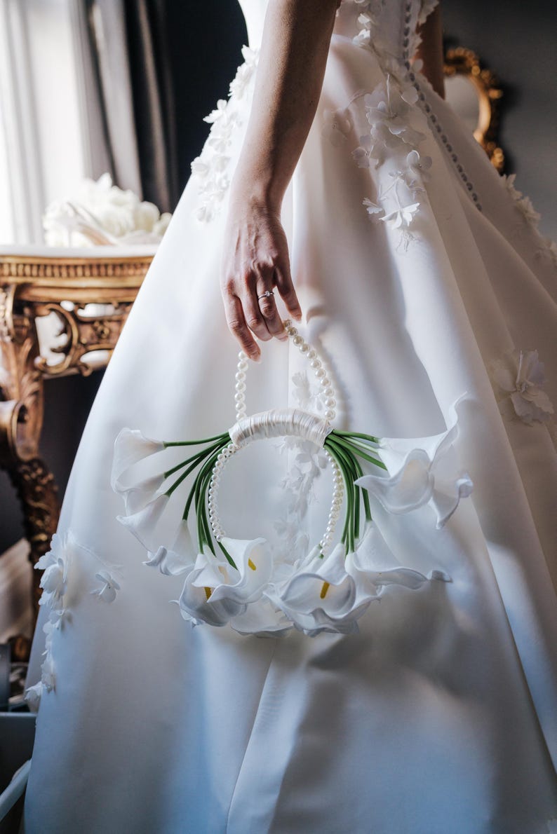 Beaded Pearl Wedding Bridal Bouquet Flowers Made With Calla Lilies for ...