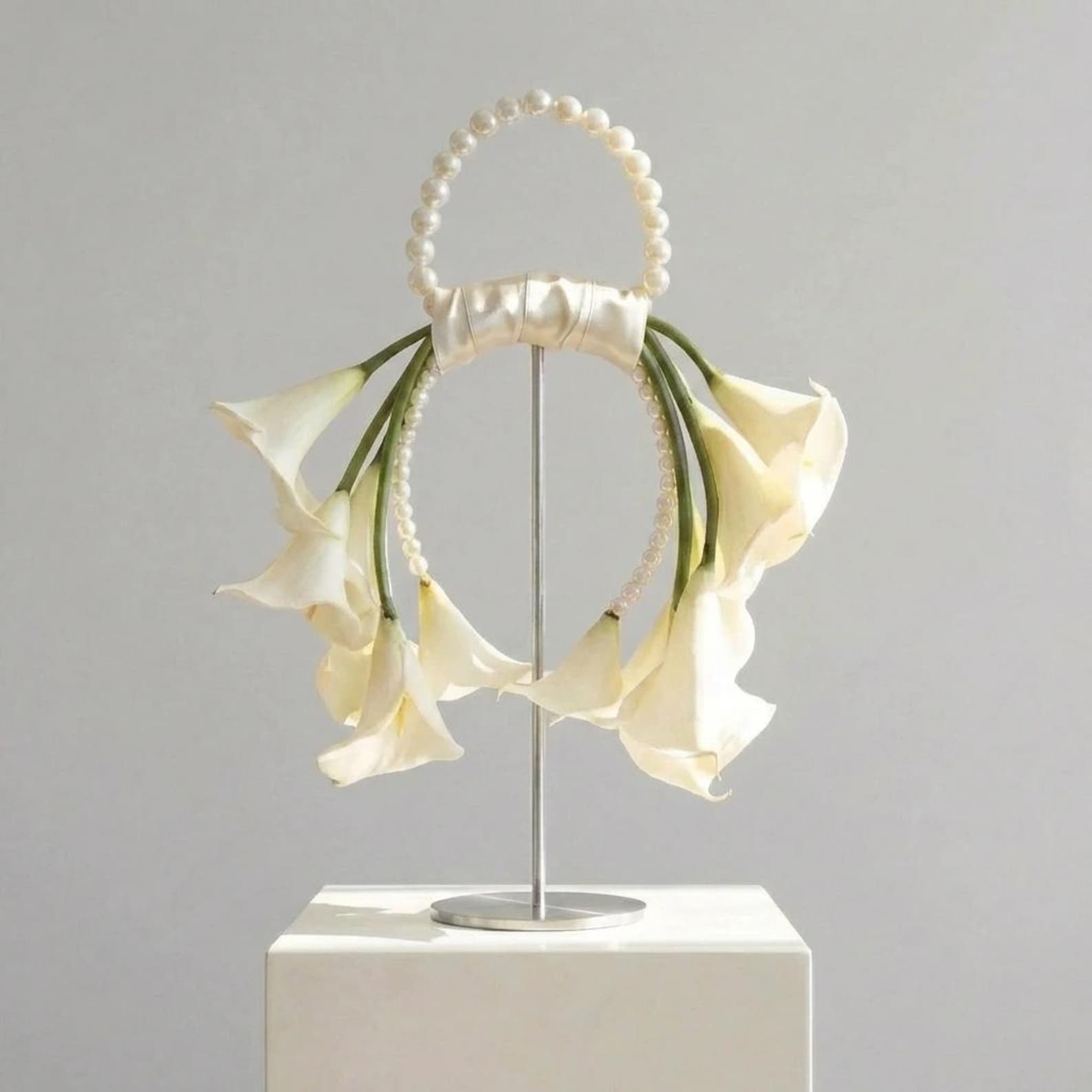 Mini Beaded Pearl Wedding Bridal Bouquet Flowers Made With Calla Lilies ...