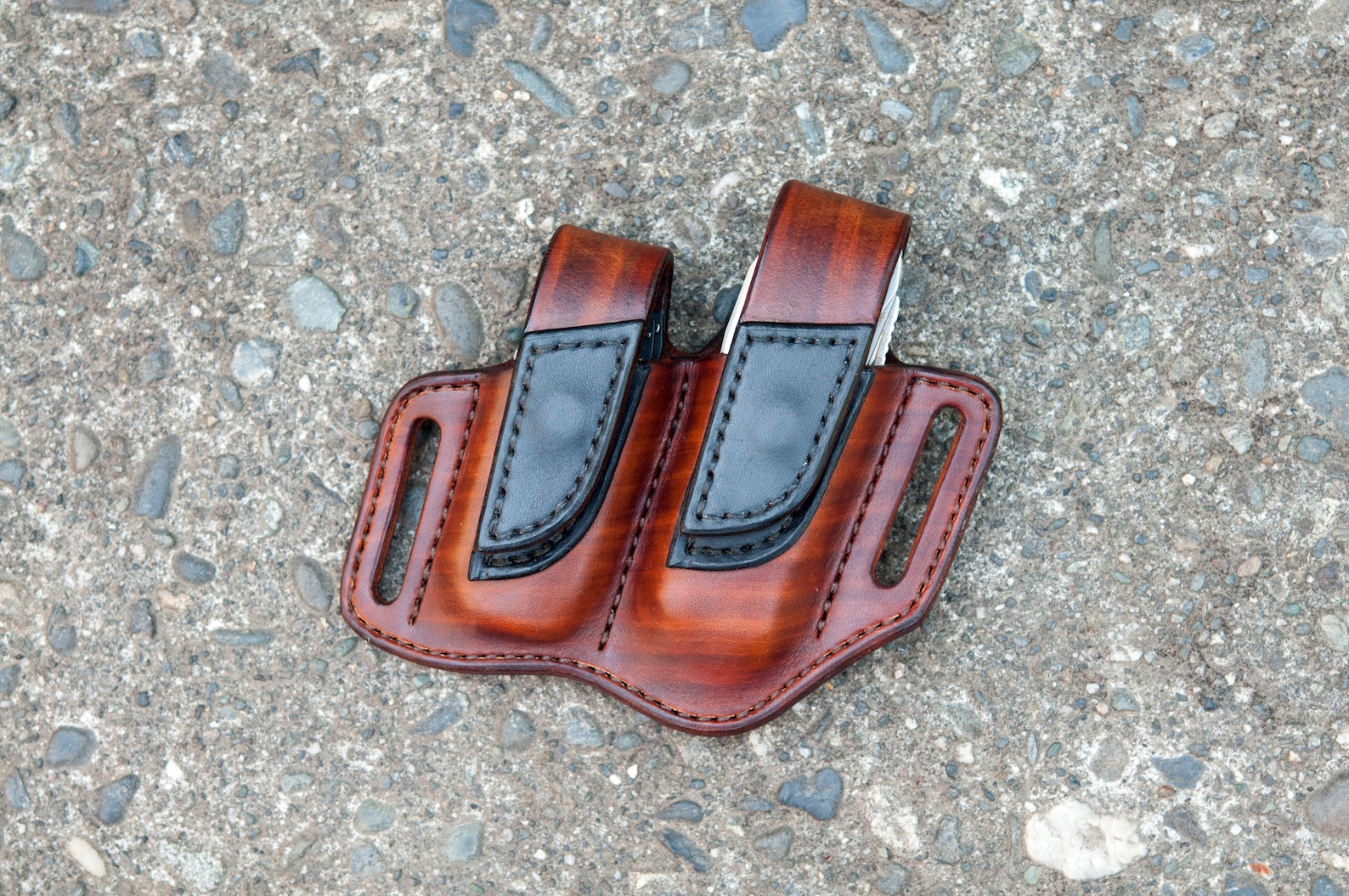 Leatherman Sheath for Surge Multitool + Extra Bits With Covered Snaps L ...
