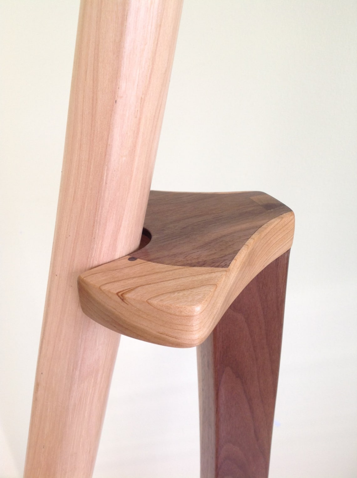 Vertical Katana Stand, Handmade Display, Tachikake, Bokken Stand ...