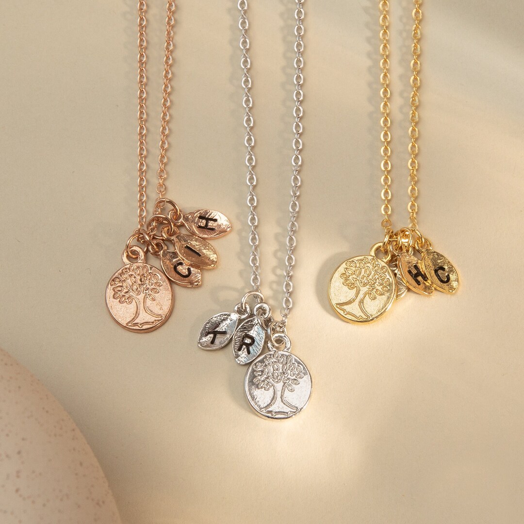 Personalized Family Tree Necklace With Initial Gift for Grandma Unique ...