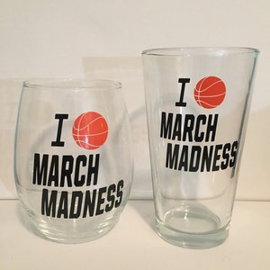 MARCH MADNESS - I Love March Madness Beer Glass - March Madness Pint ...