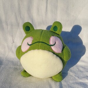 Frog/toad Plushie! - Etsy