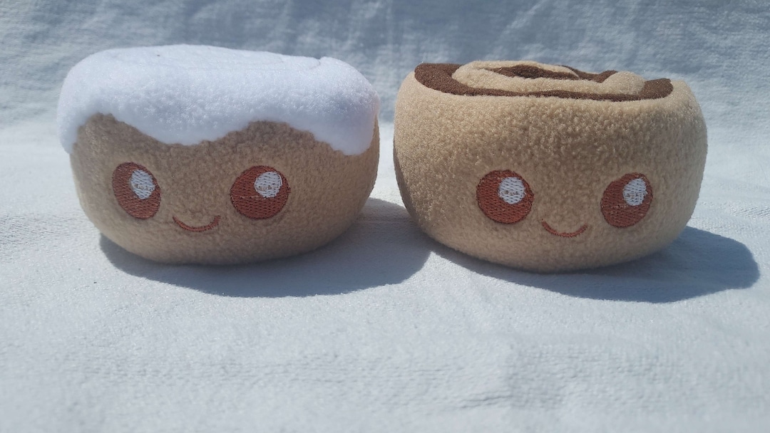 Cinnamon Roll Plushies - Etsy