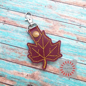 Maple Leaf Keychain, Maple Leaf Key Chain, Leaves Keyring, Leaves Key ...