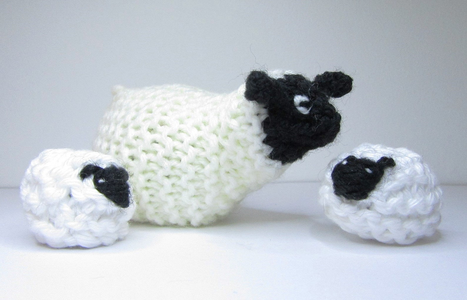 KNITTING PATTERN PDF - Easter Sheep & Lambs Creme Egg Chocolate Cover ...