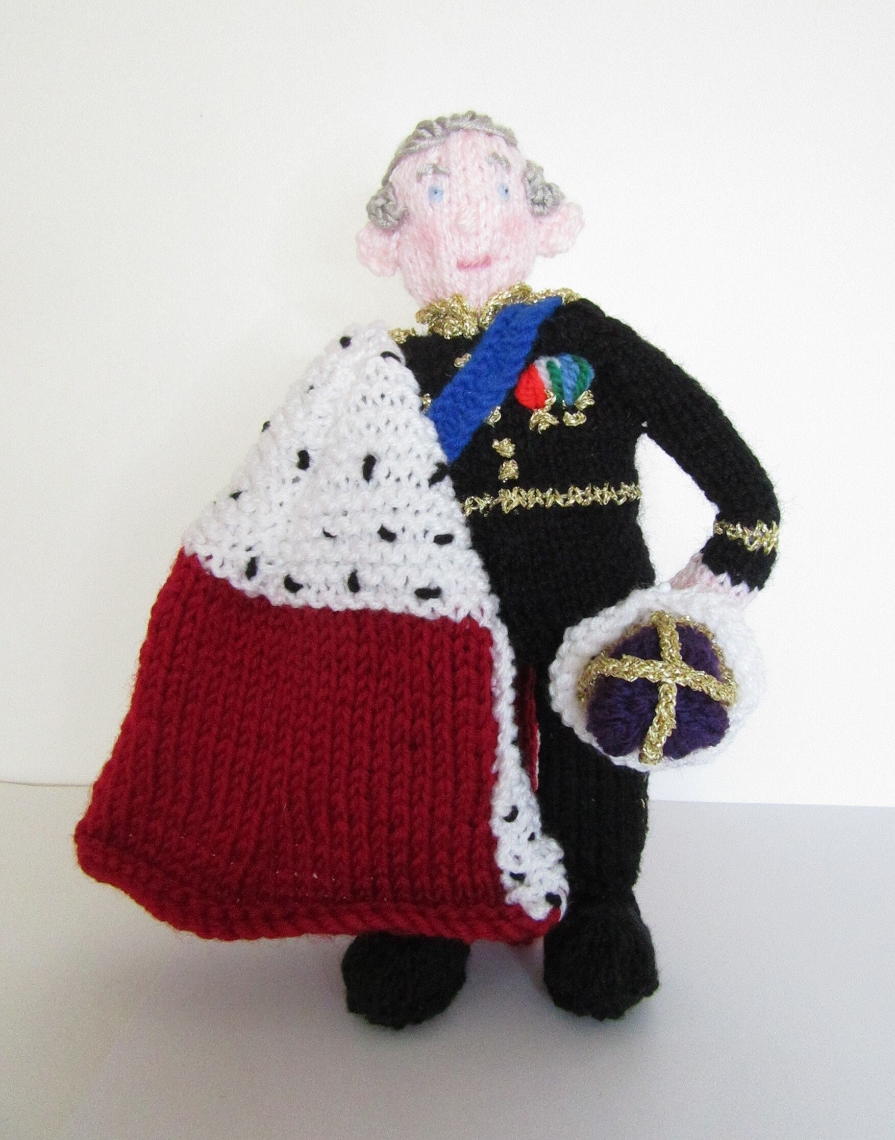KNITTING PATTERN Pdf King Charles III Royal Coronation Doll With Robe ...