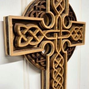 Handmade Celtic Knot Cross: Scrollsaw Oak Wall Hanging - Etsy