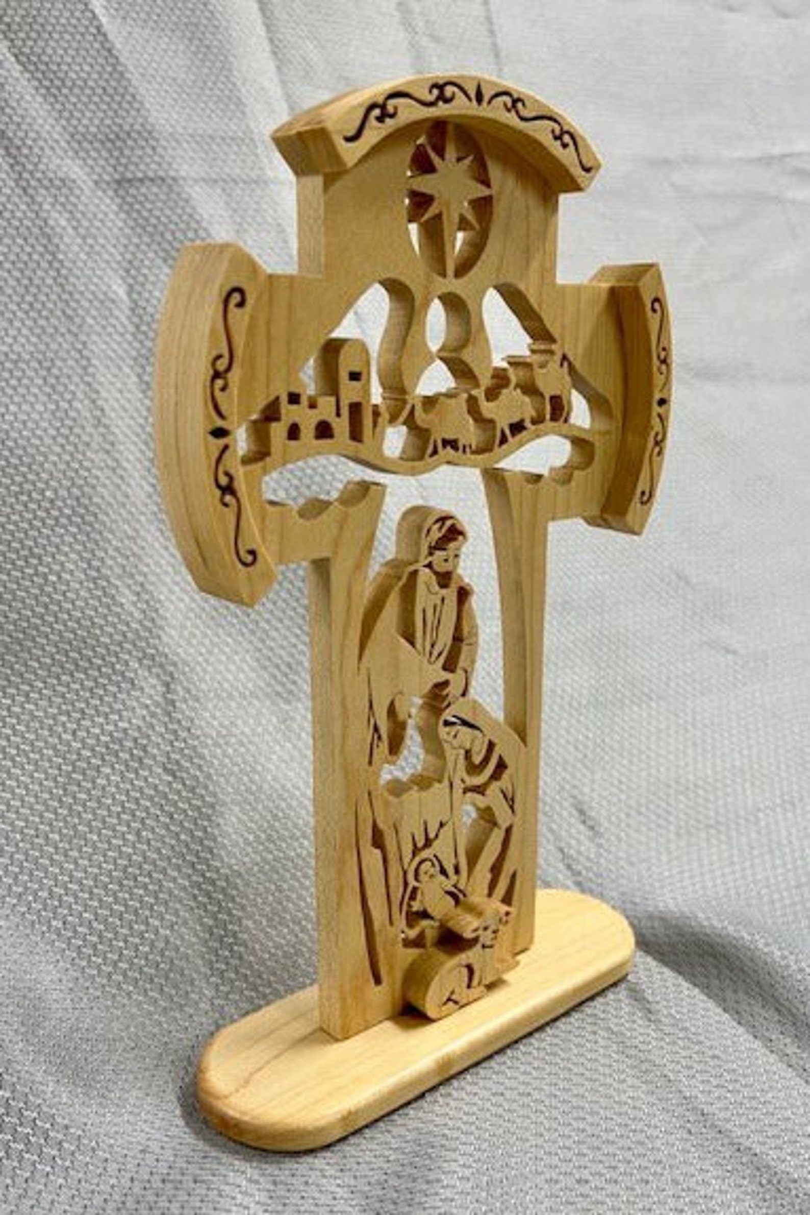 Maple Angel Nativity Cross Self-standing - Etsy
