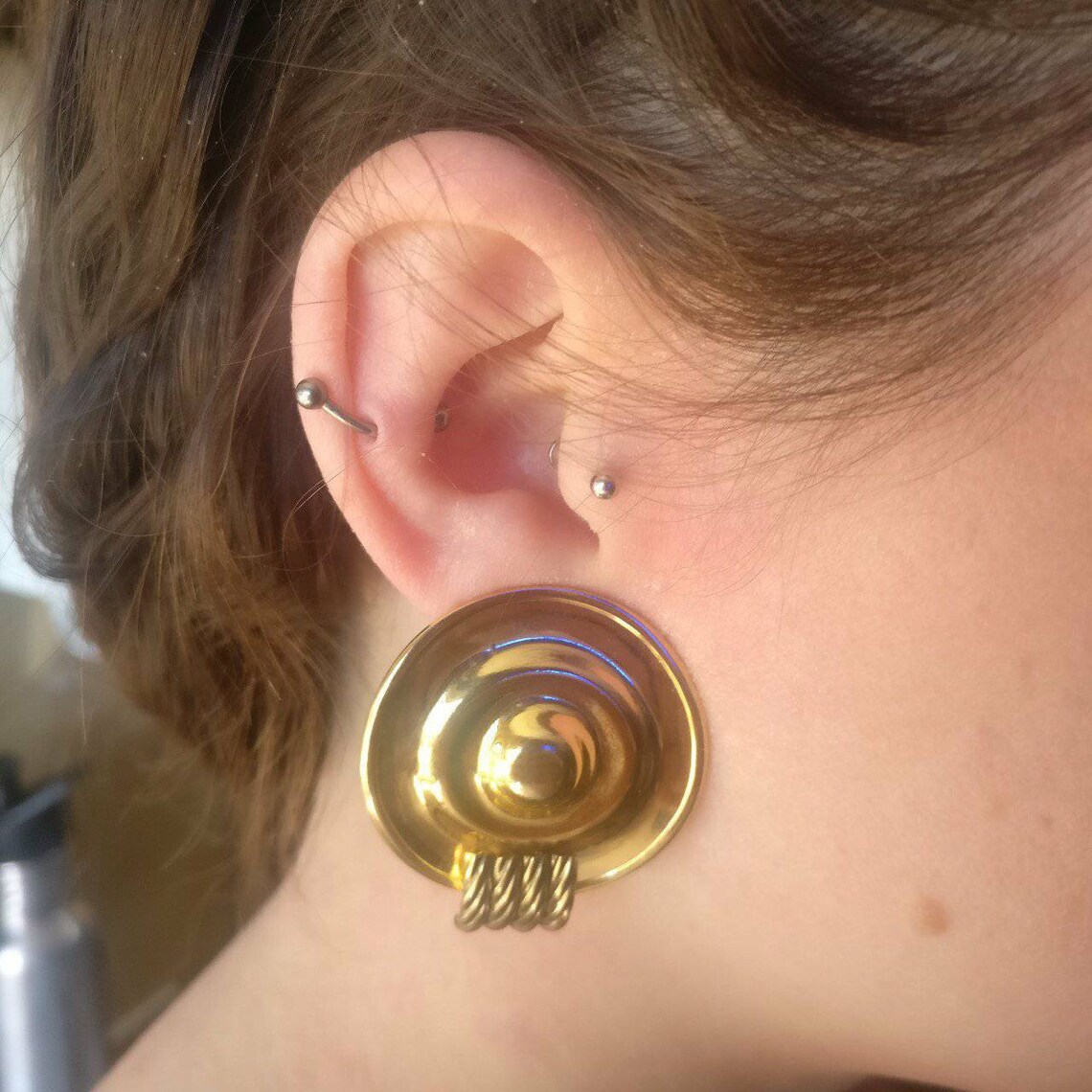 1980s Gold Round Disc Clip on Earrings - Etsy