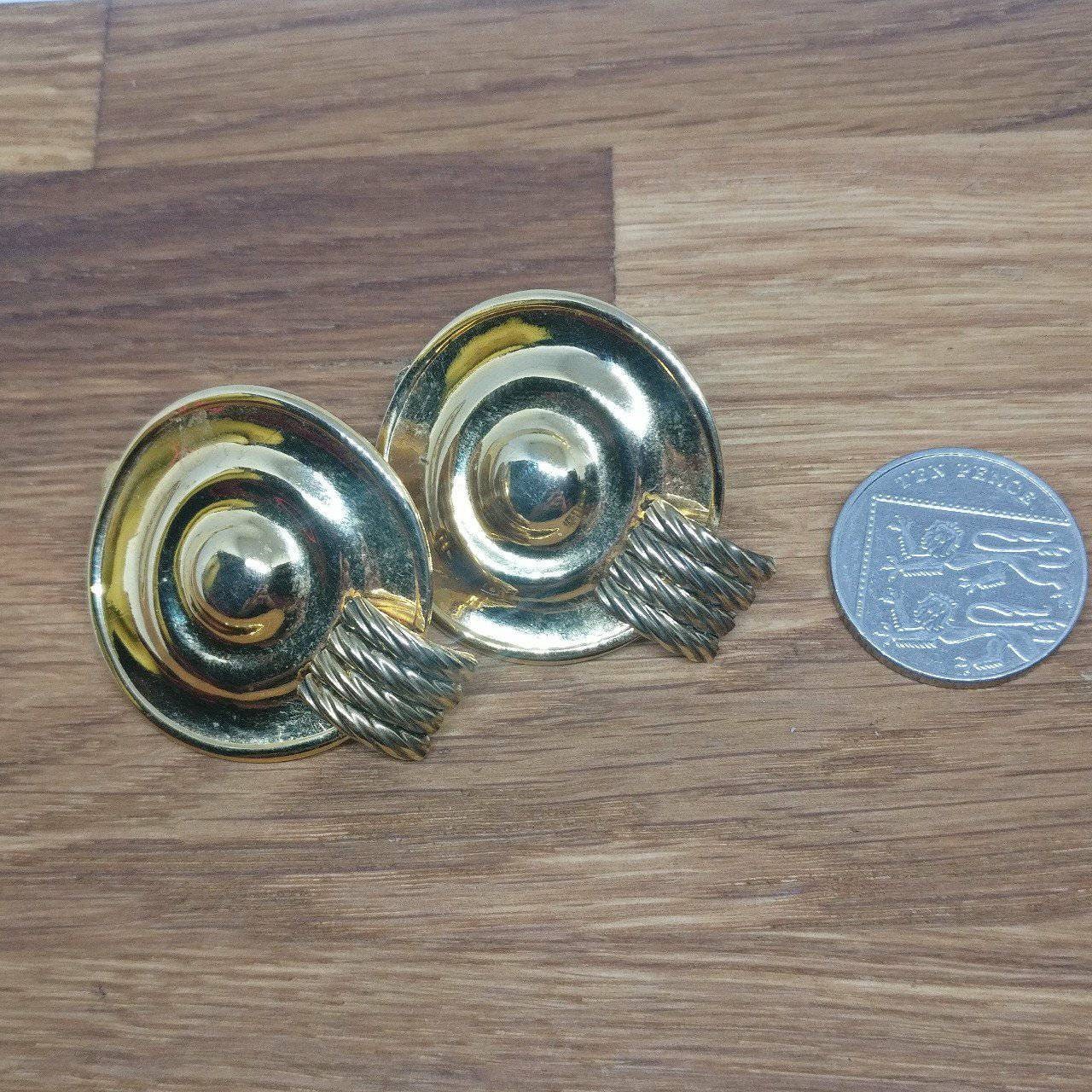 1980s Gold Round Disc Clip on Earrings - Etsy